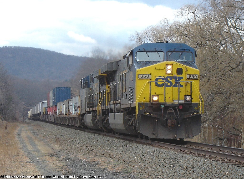 CSX 650
